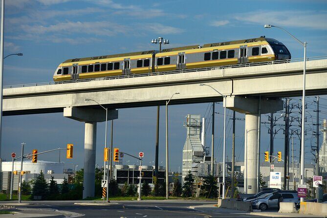 Toronto Express Train Pass to and from Pearson Airport - The Journey: What to Expect