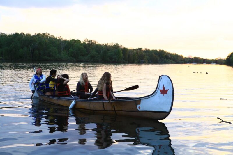 Toronto: Fall Colours Canoe Tour of the Toronto Islands - Key Points