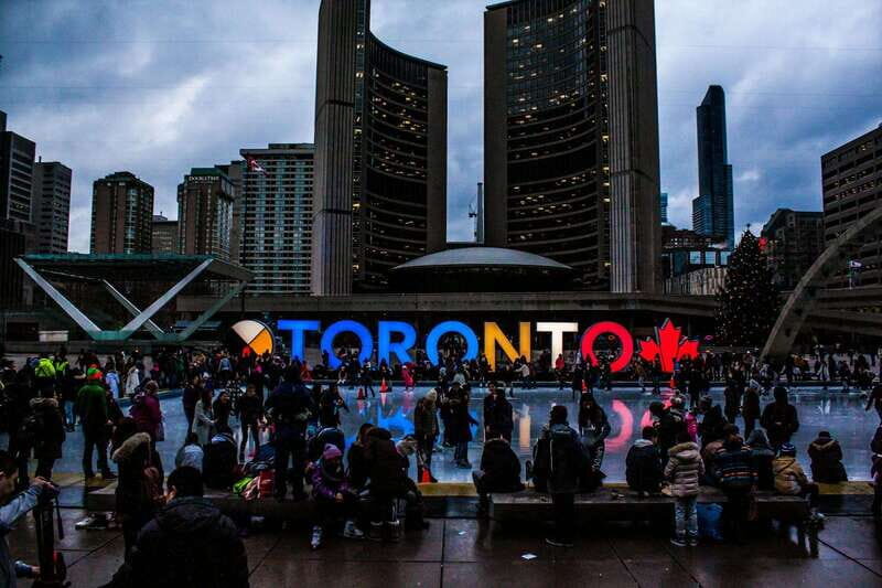 Toronto: Guided layover and stopover tour with transfers. - Exploring Toronto in a Few Hours