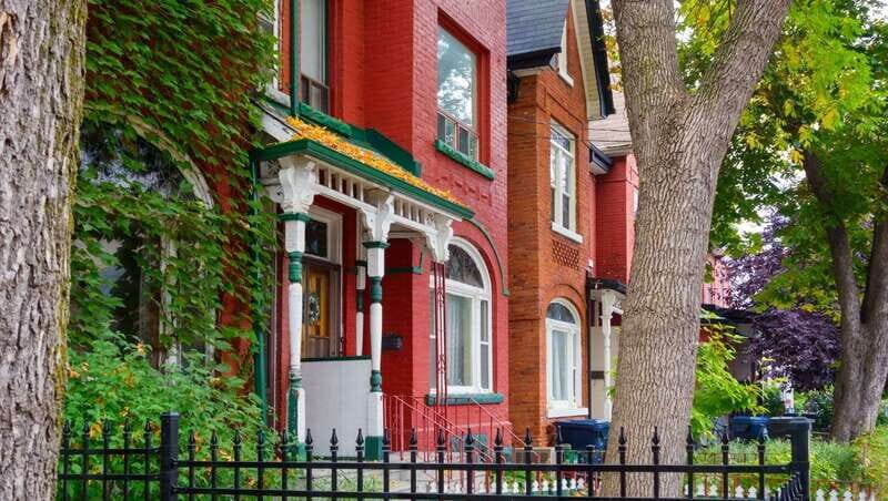 Toronto: Highlights & Hidden Gems Private Tour With a Local - Why This Tour Offers Great Value