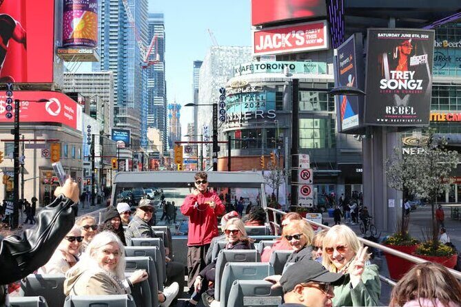 Toronto Hop-On Hop-Off Bus Tour with Scenic Boat Cruise - The Experience in Detail