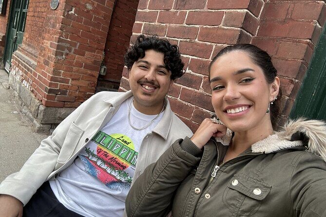 Toronto Murder Mystery Quest Outdoor Detective Escape Game - Discovering Toronto in a New Way