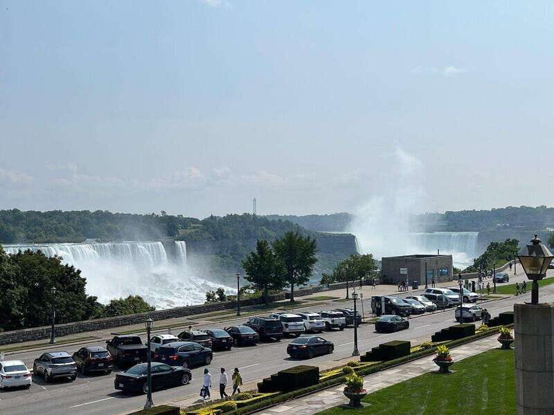 Toronto: Niagara Falls Tour with Boat, Behind Falls & Tower - FAQ