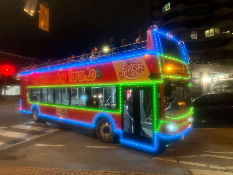 Toronto: Night Sightseeing Tour on a Double-Decker Bus - Experiencing Toronto After Dark: A Closer Look