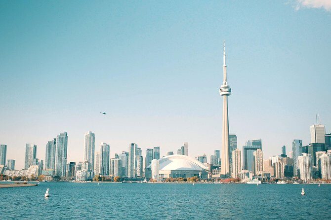 Toronto Premium Driving Tour with CN Tower and Harbour Cruise - What the Reviews Say