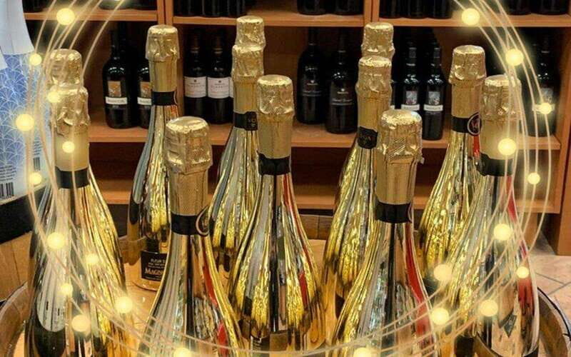 Toronto: Private Wine Tour to Niagara-on-the-Lake - An Overview of the Experience