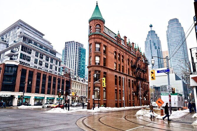 Toronto: St Lawrence Market Food Tour with 6 Food Tastings - Key Points