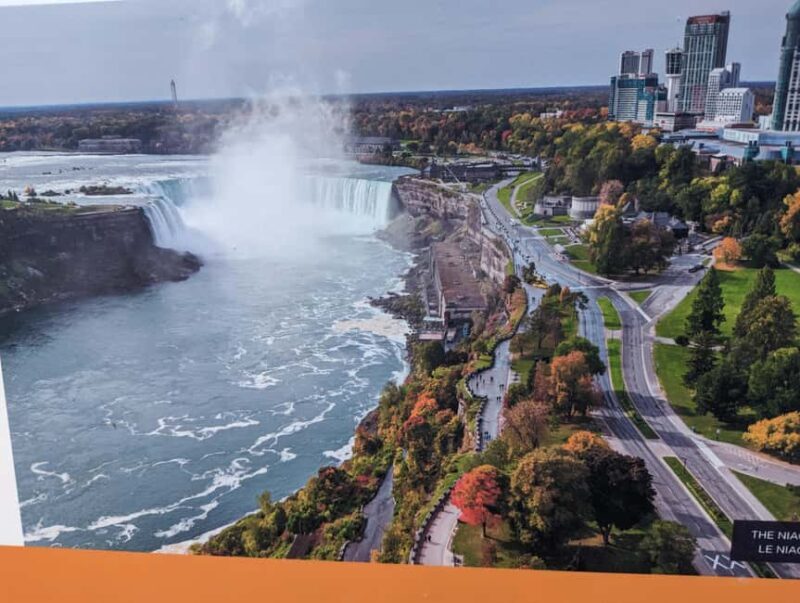 Toronto to Niagara Falls: Evening Tour with Cruise & lights - Key Points