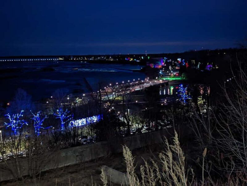 Toronto to Niagara Falls: Evening Tour with Cruise & lights - The Itinerary Breakdown