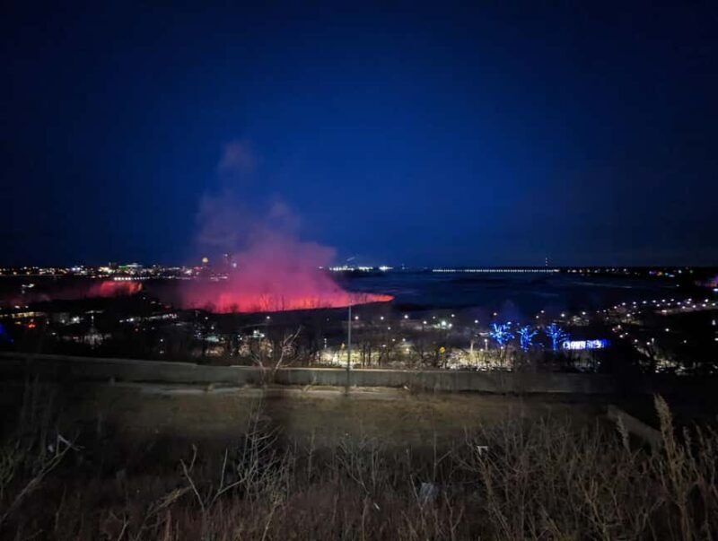 Toronto to Niagara Falls: Evening Tour with Cruise & lights - FAQ