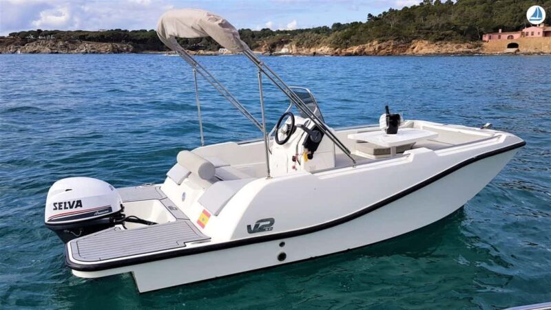 Torrevieja: Boat Rental without a License - Key Points
