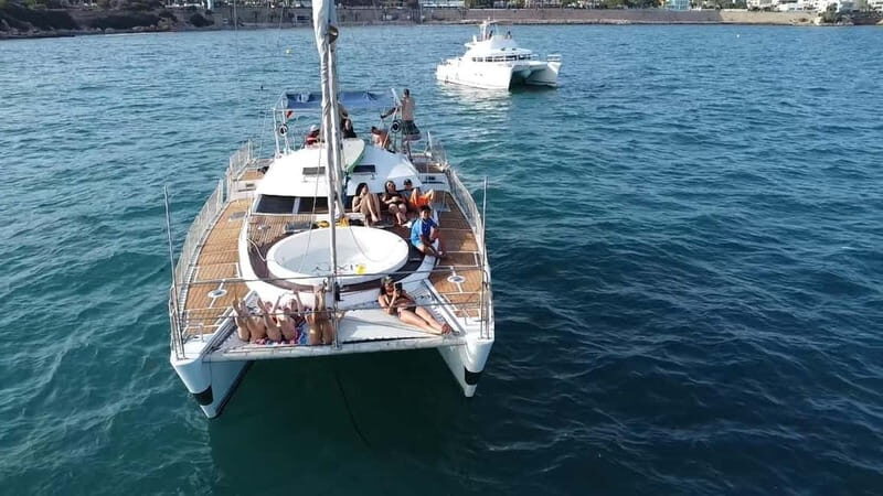 Torrevieja: Catamaran cruise and sunset with swimming - The Onboard Amenities and Experience