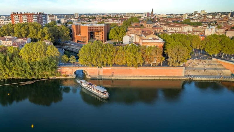 Toulouse: City Card (with transport) - Key Points