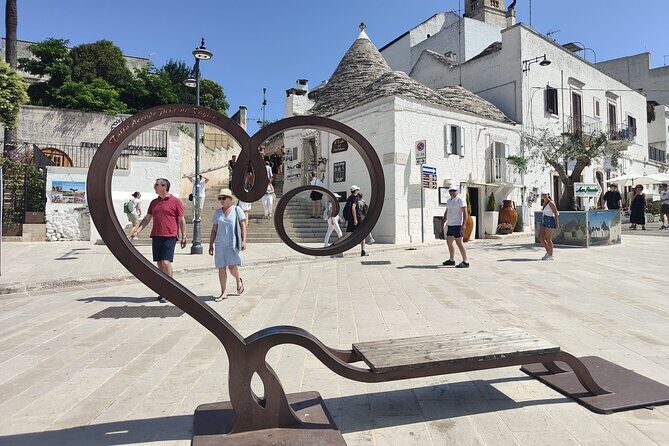 Tour : Alberobello, Ostuni, Locorotondo : Local Guide & Lunch - Exploring Puglia: Alberobello, Ostuni, and Locorotondo with a Local Guide & Lunch