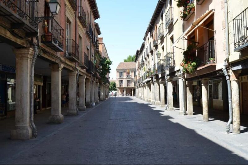 Tour: Alcalá de Henares and the New World: the footprints of America. - An In-Depth Look at the Tour Experience