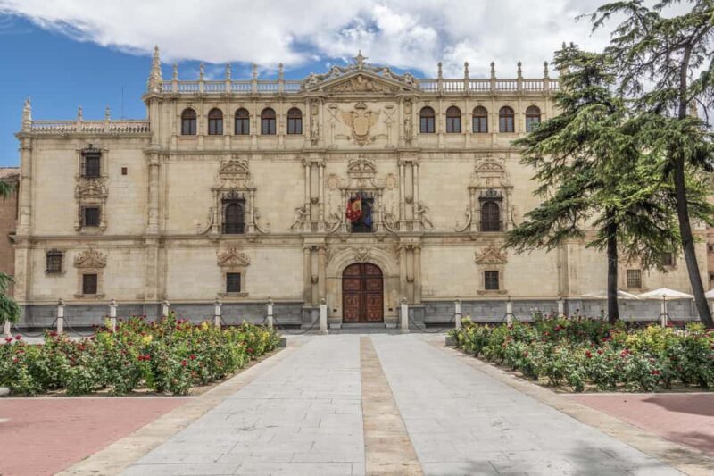 Tour: Alcalá de Henares and the New World: the footprints of America. - Connecting History and Culture
