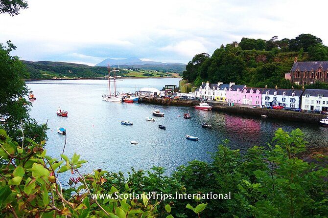 TOUR ALL THE FLAVORS OF SCOTLAND & SKYE! 5 days + 4 nights. - Key Points