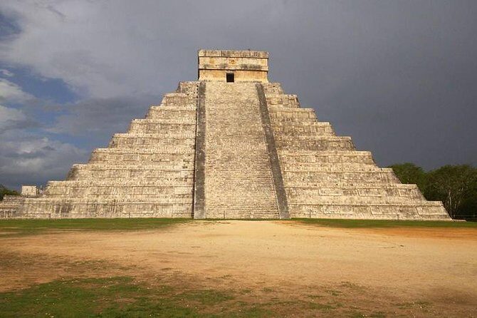 Tour Chichen Itza, 2 Cenotes, and Valladolid from Cancun - Chichen Itza