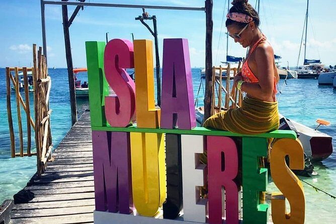 Tour in a Catamaran to Isla Mujeres with all included for the best price! - FAQs