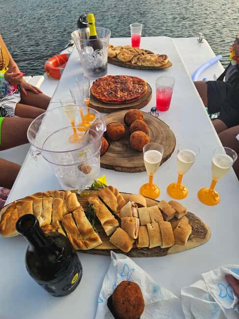 Tour in barca da Avola a Marzamemi/Portopalo di CapoPassero - Who Would Enjoy This Tour?