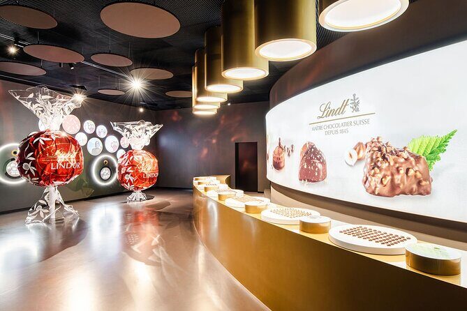 Tour in Lindt Home of Chocolate Museum From Zurich - Key Points