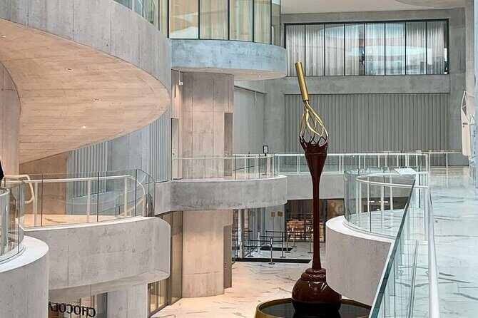 Tour in Lindt Home of Chocolate Museum From Zurich With pickup - An In-Depth Look at the Tour Itinerary