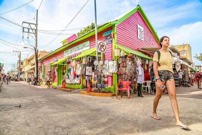 Tour in the Contoy Island Reserve Plus Visit to Isla Mujeres - FAQ