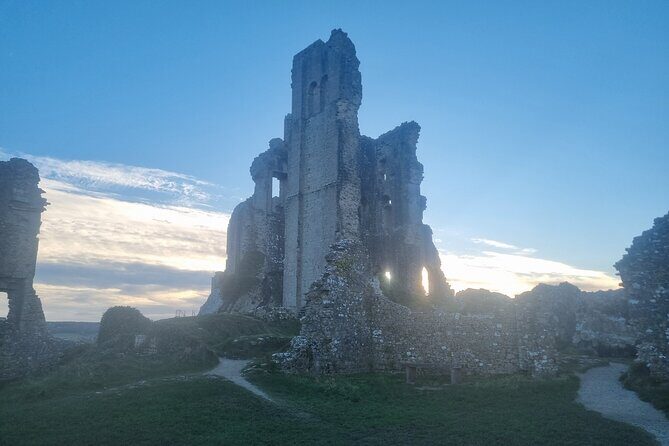 Tour of East Dorset-Durdle Door, Corfe Castle, Lulworth & more. - FAQ  