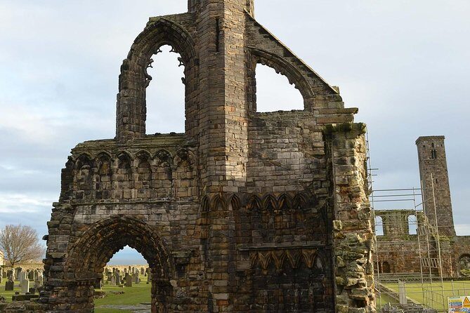 Tour of St Andrews and Historic Fife Small Group Tour - The Sum Up