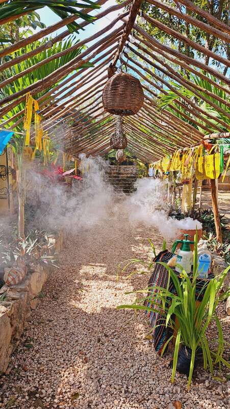 TOUR OF THE 4 BACABES : EXPERIENCE WITH MELIPONA BEES - Exploring the Tour of the 4 Bacabes in Detail