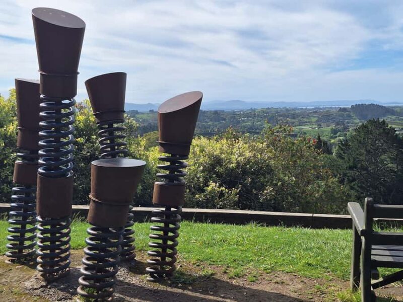 Tour of the Bay, Te Puna Sculpture Park and Historic Village - Key Points