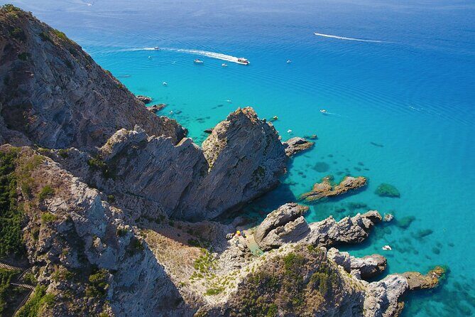 Tour of the Costa degli Dei by boat, 3 hours with aperitif included - Frequently Asked Questions