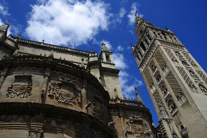 Tour of the Royal Alcazar of Seville, Cathedral and Giralda - Key Points