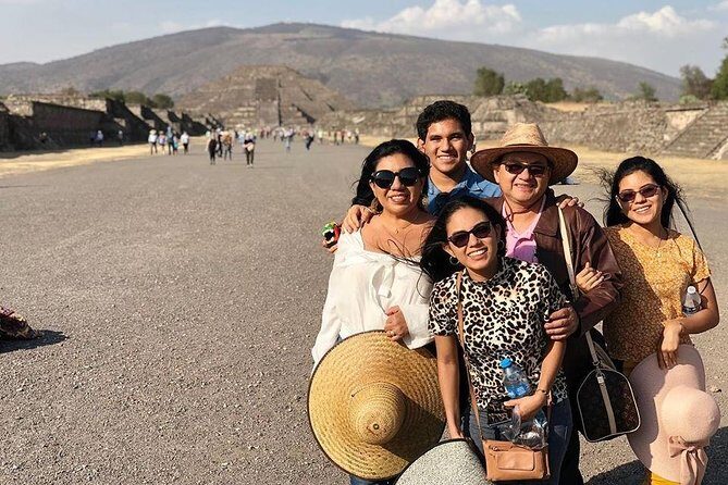 Tour Pyramids of Teotihuacan, Basilica and Tlatelolco from CDMX - FAQ