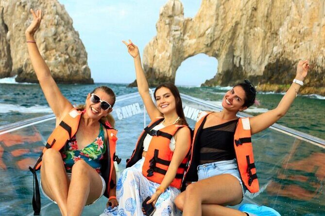 Tour the Arch, Land's End and more in Cabo's original Clear Boat - What to Expect from the Tour