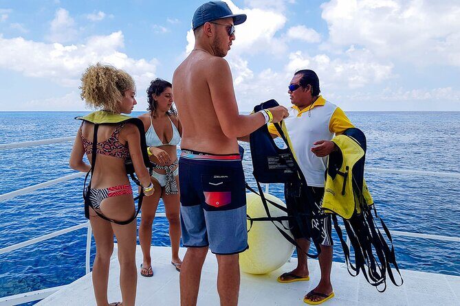 Tour to Cozumel by Catamaran with Snorkeling and Buffet Lunch - A Closer Look at the Experience: What’s Included and What to Expect