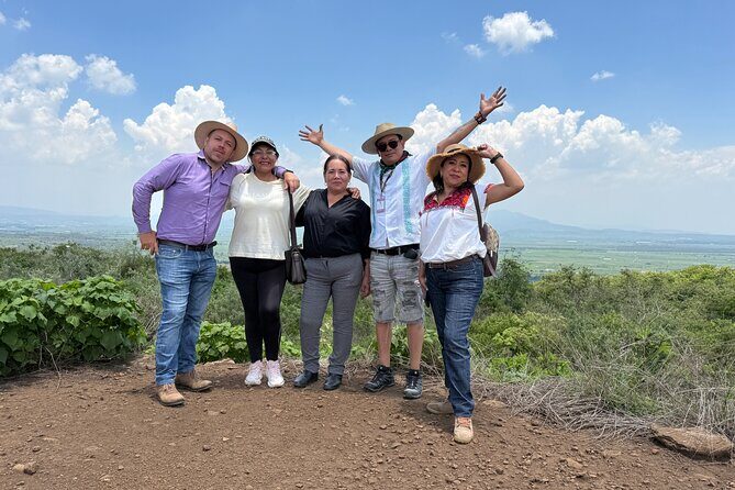 Tour to Guachimontones, hike agave fields and obsidian mines - FAQs