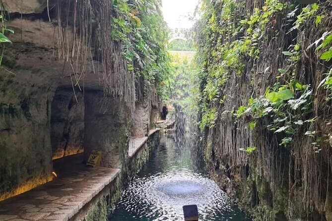 Tour to Hacienda Mucuyché, 2 cenotes & Oxkintok from Merida - Key Points