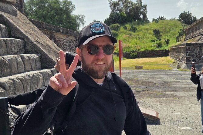 Tour to Teotihuacan with Pickup from Parque Mexico - The Role of the Guide: Knowledge and Personal Touch