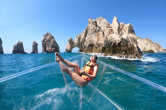 Tour to the Arch of Cabo San Lucas in a transparent glass boat - Key Points