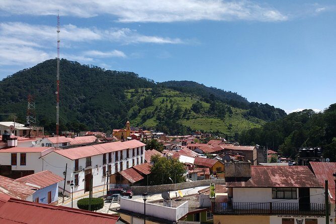 Tour to the Sierra Gorda in 1 day, starting from Querétaro - Puente de Dios: The River Trek and Natural Wonder