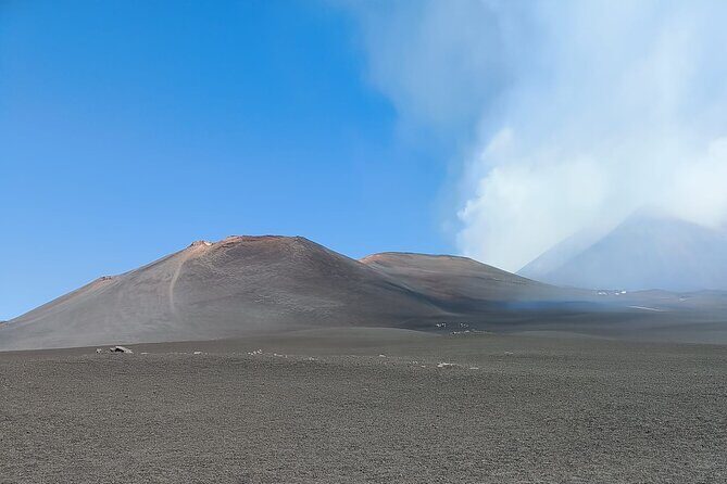 Tour to the Summit Craters of Etna 2920 meters with cable car and Jeep - Who Will Love This Experience?