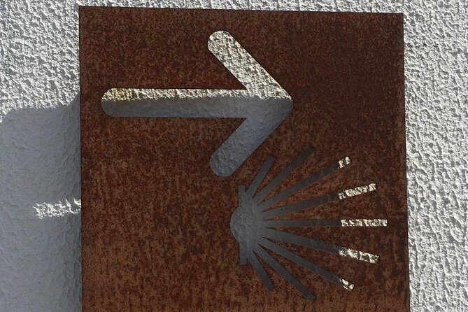 Tour to the Waterfalls in 4x4 full day - Charm and Relaxation in Angeiras