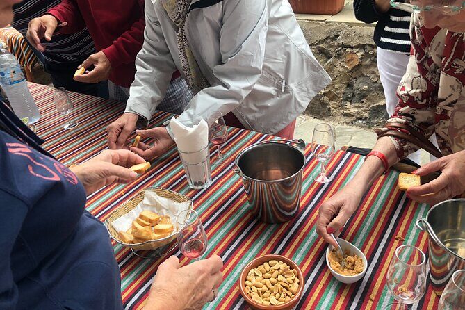 Tour Visiting banana plantation and winery in Tenerife - FAQs