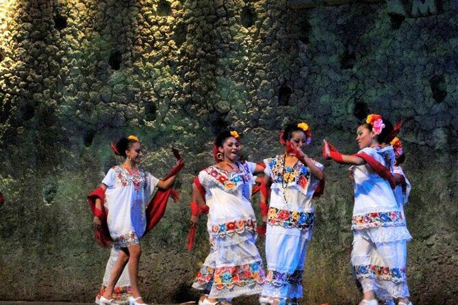 Tour Xcaret All inclusive from Cancun (Transportation included) - The Reality of the Experience: What Travelers Say