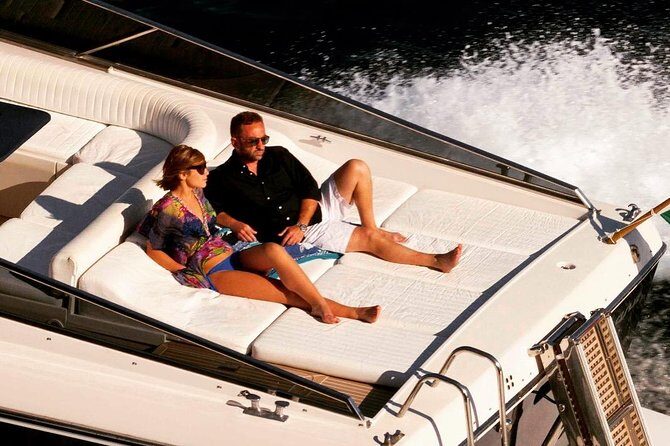 Tours on Itama 50: Capri, Amalfi Coast, Ischia and Procida - Detailed Breakdown of the Itinerary