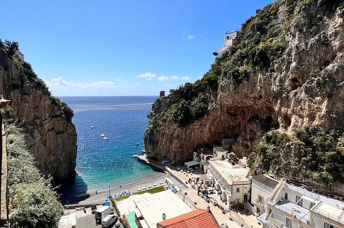 Tours on the Coast: Ravello, Amalfi and Positano in One Day - Transportation and Timing
