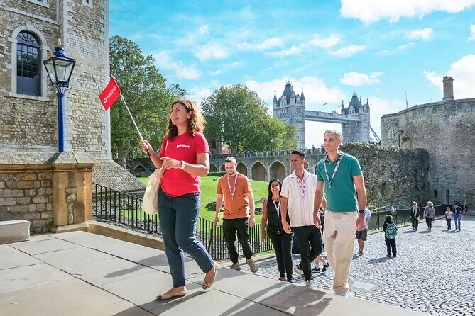 Tower of London: Guided Tour with Thames River Cruise - What to Expect at Each Stop