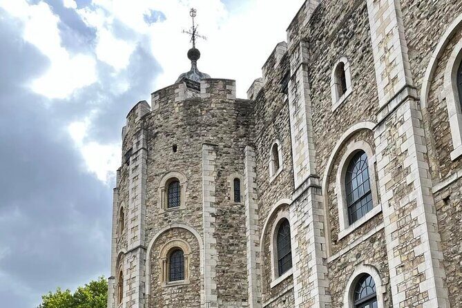 Tower of London Private Tour for Families and Friends - What’s Included and What’s Not