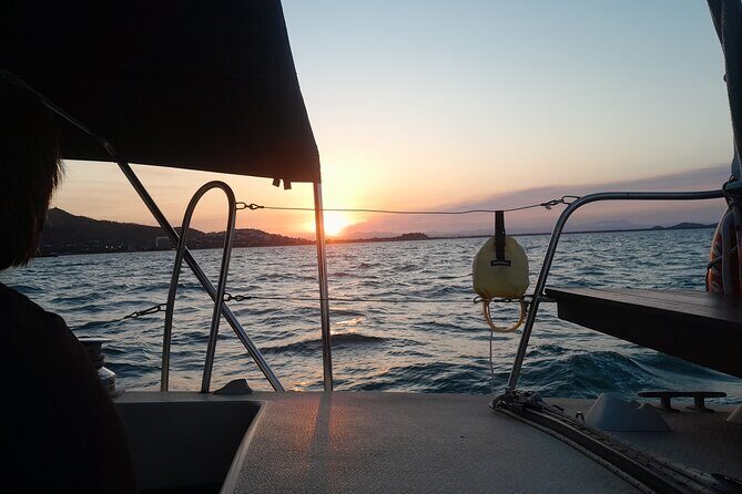 Townsville Sunset Sail Cruise Boat Tour Charter Hire Sailing Hire - Practical Details and Tips